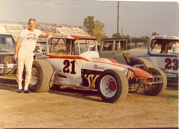 27042_109800229033447_924933_n – Memphis Racing History